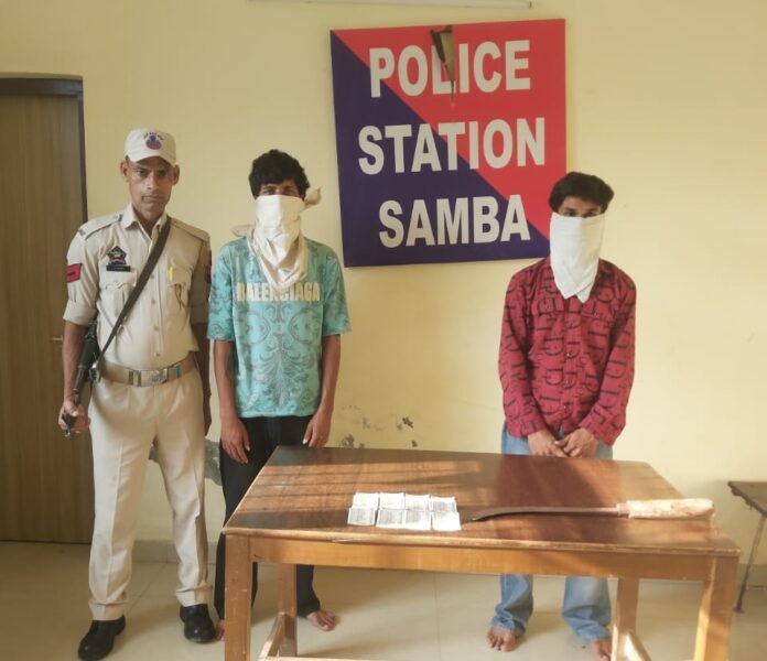 3 snatchers apprehended with sharp-edged weapon | Jammu News Mission